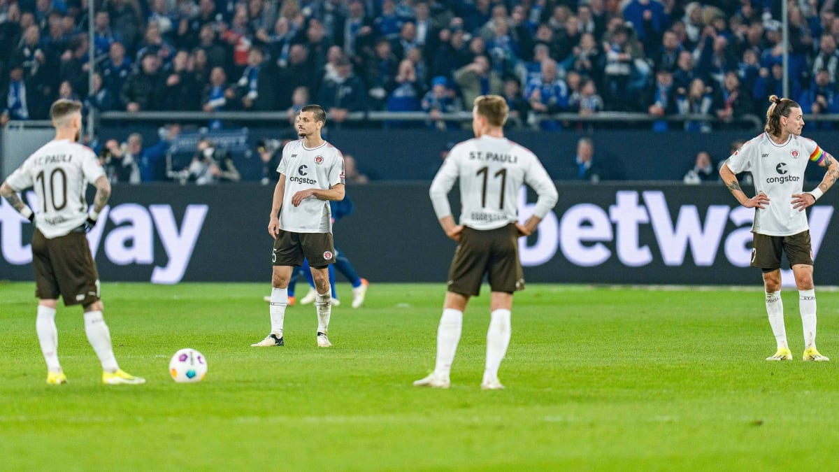 St. Pauli mit Totalausfall und großen Sorgen - kicker