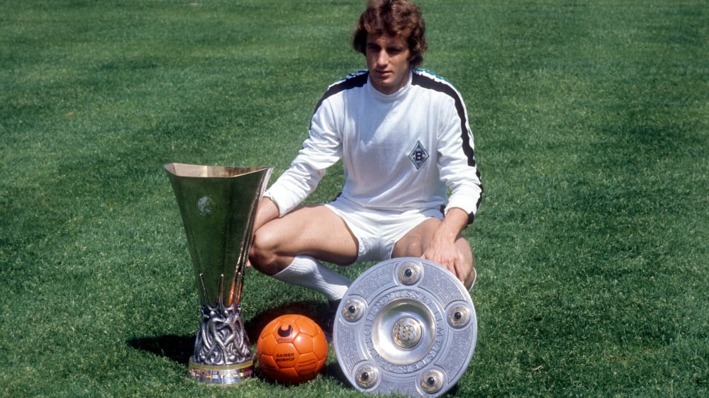 Welt- und Europameister Rainer Bonhof wird 70 Jahre alt - kicker