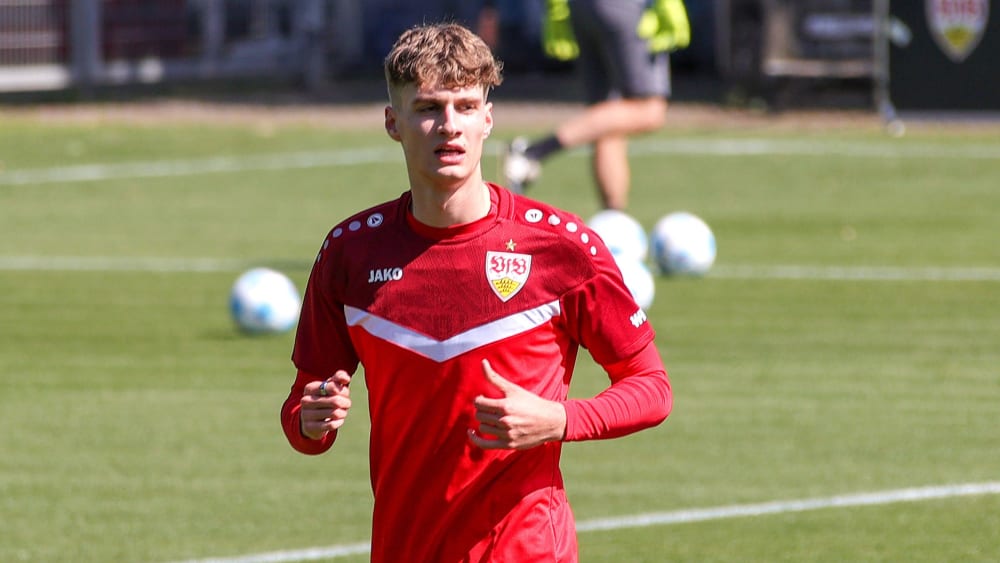 Für rund 400.000 Euro: Fortuna verpflichtet Raimund vom VfB - kicker