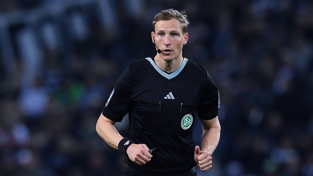 Diese 24 Schiedsrichter pfeifen 2023/24 in der Bundesliga - kicker