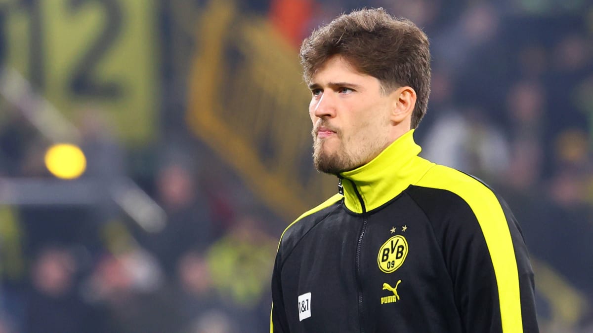 Kobel an Bord des BVB-Fliegers nach London - kicker