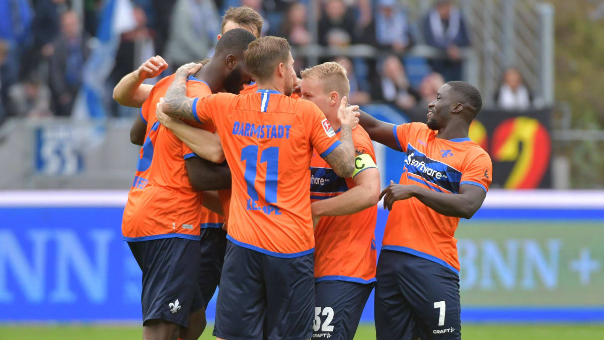 sv-darmstadt-dreht-spiel-beim-ksc-und-klettert-an-die-spitze-kicker