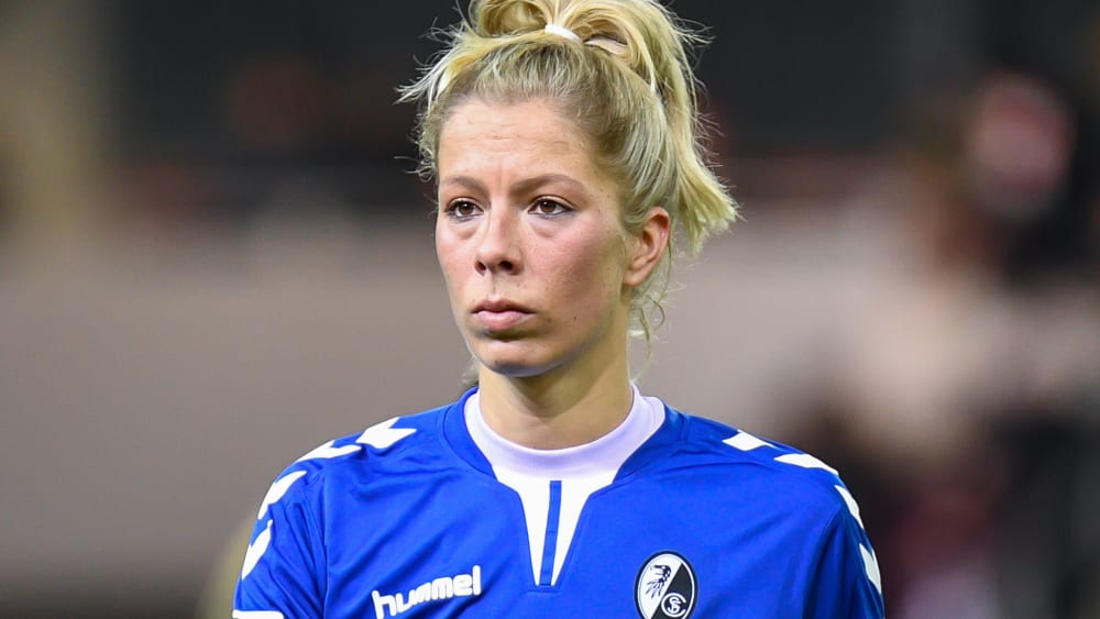 "Ein riesiger Transfer": Köln verpflichtet Nationalspielerin Beck - kicker