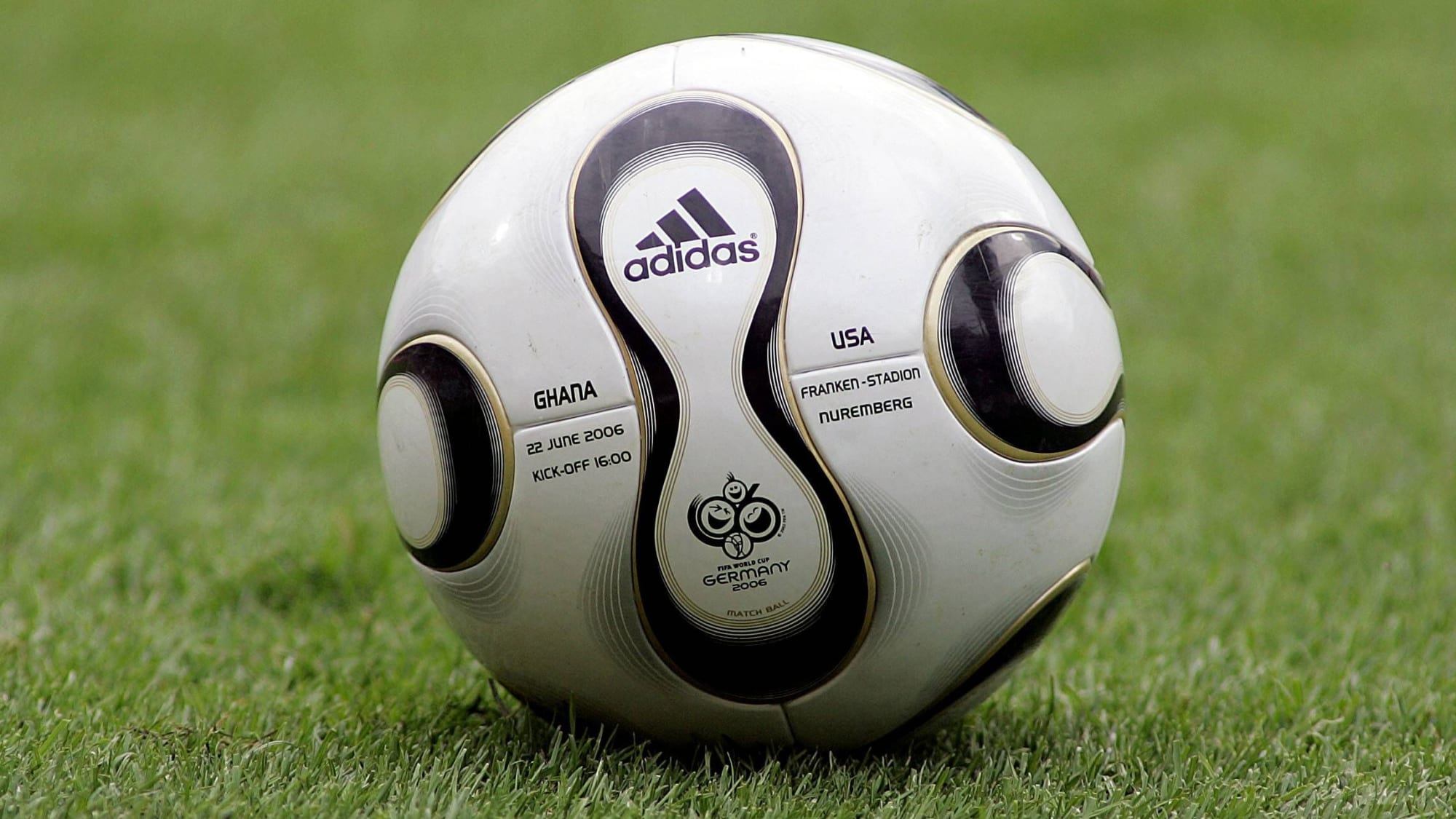 WM 2022: Alle WM-Bälle seit 1954 - kicker