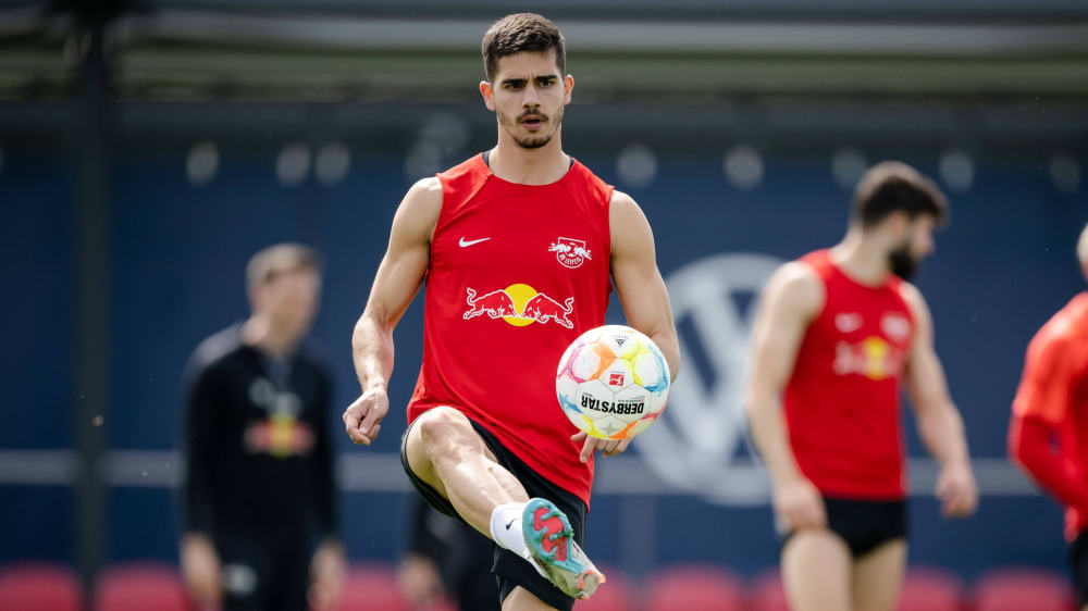 Madrid statt Leipzig: Fataler Schuss hängt André Silva nach - kicker