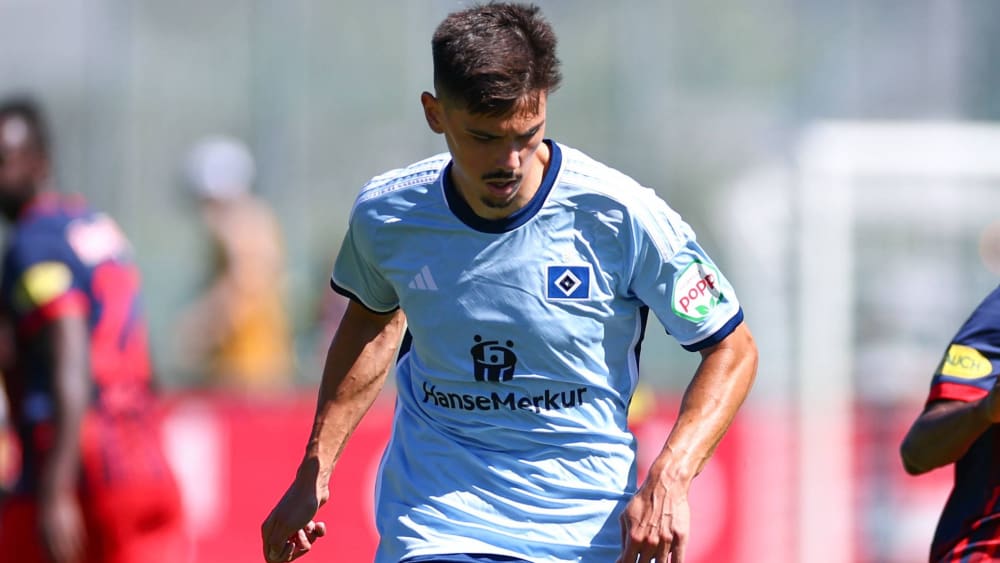 2. Bundesliga - Trikots: HSV läuft auswärts in Hellblau auf - kicker