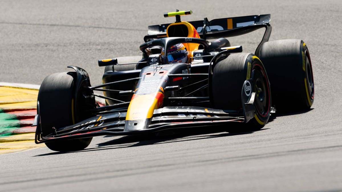 Perez auch nach der Sommerpause im Red Bull - kicker