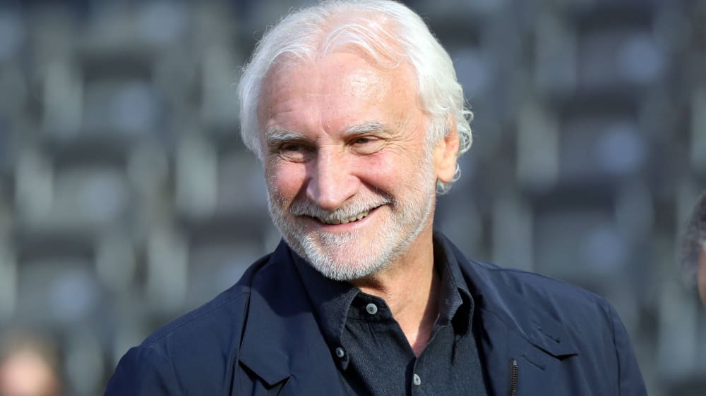 Völler: "Ärgerlich, dass es die Klub-WM in dieser Form gibt" - kicker