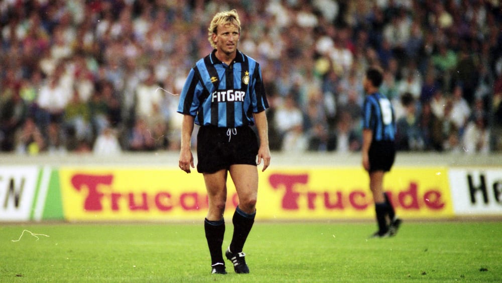 Trauerflor und Schweigeminute: Inter Mailand gedenkt Andreas Brehme ...