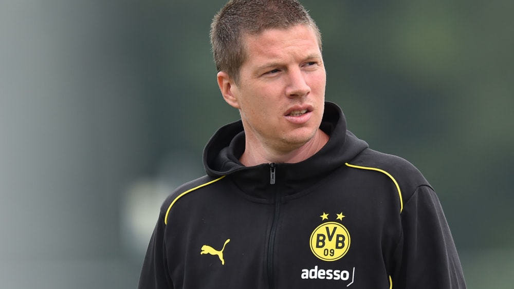 Tullberg sitzt beim BVB gegen Bremen auf der Bank - kicker