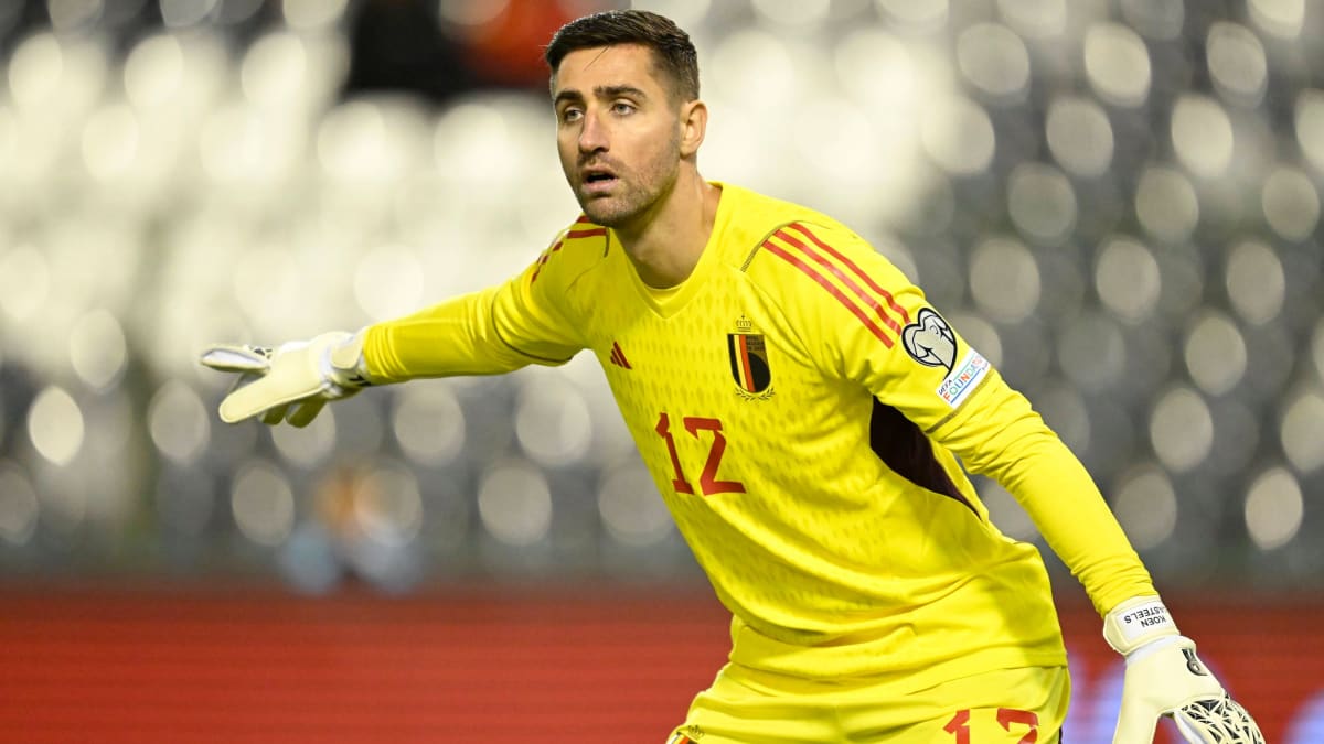Patzer, Krise, Gerüchte: Das sagt Keeper Casteels - kicker