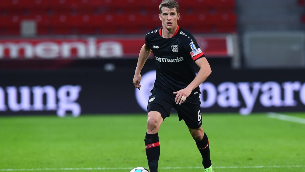 Lars Bender wird Ehrenspielführer von Bayer Leverkusen - kicker