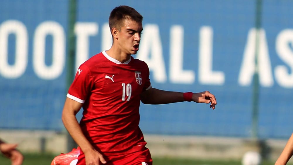 VfB Stuttgart verpflichtet Toptalent Jovan Milosevic - kicker