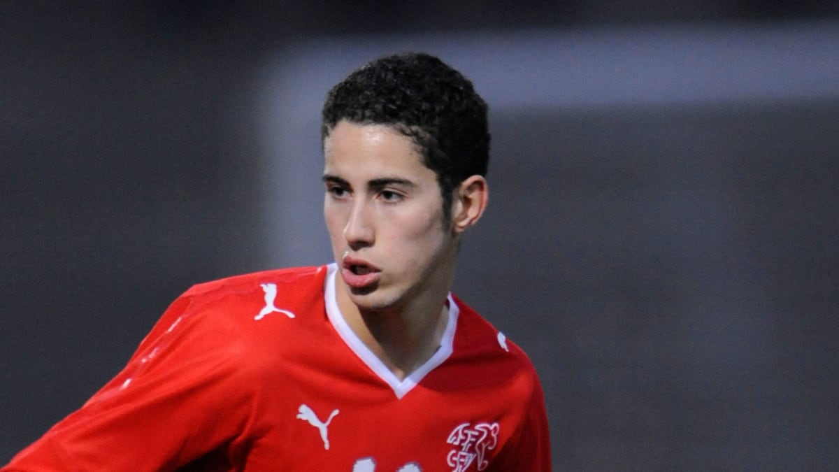 Ben Khalifa traut seinen Nachfolgern "Top-Angebote" zu - kicker