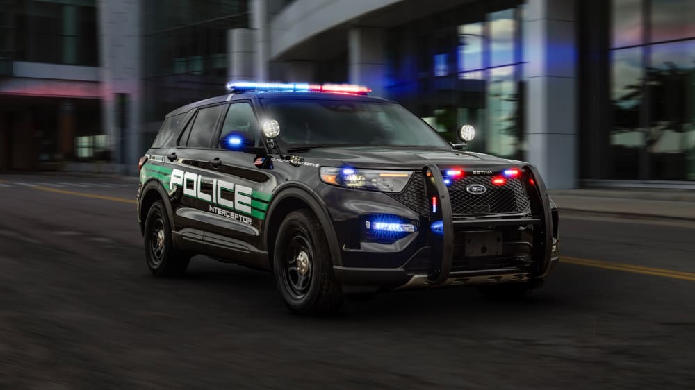 Ford Police Interceptor Utility (2025): Das beliebteste Polizeiauto der ...