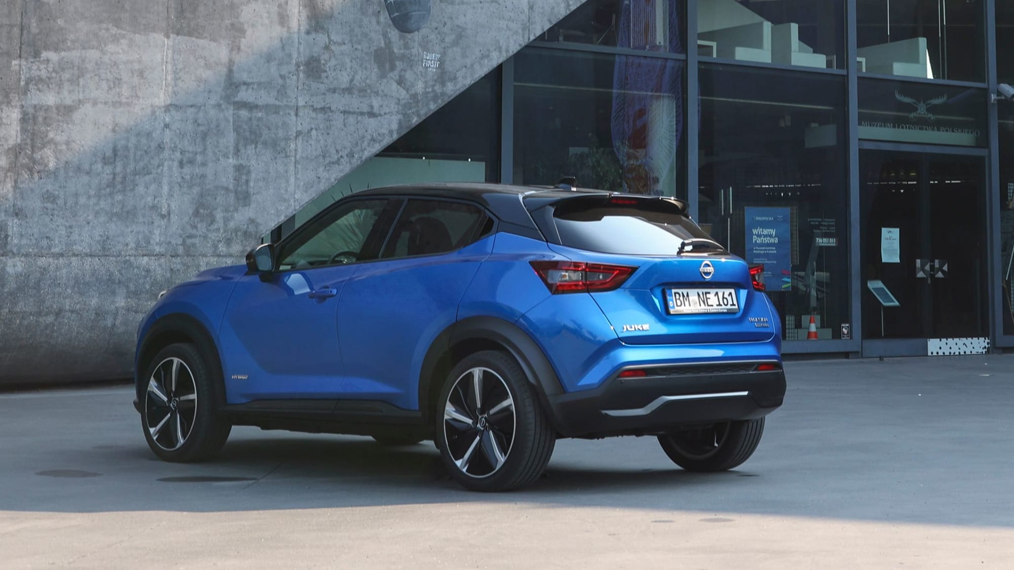 Nissan Juke Hybrid: Elektrische Unterstützung für den Mini-Crossover ...