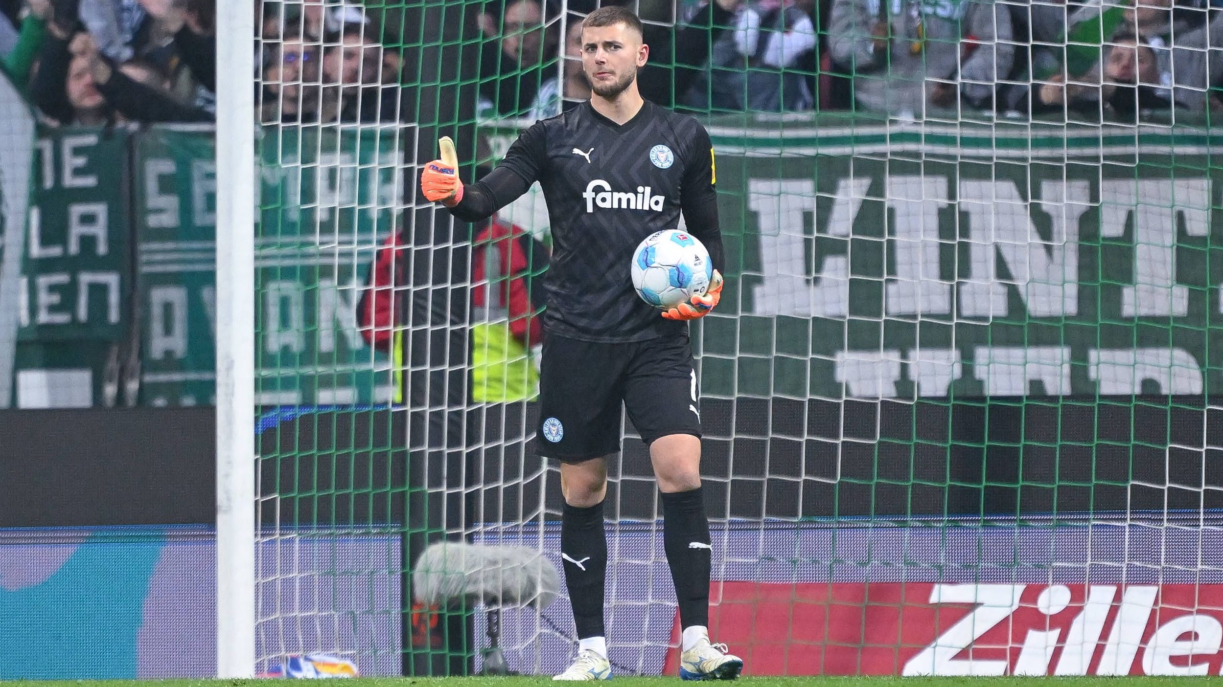 Liveticker | Werder Bremen - Holstein Kiel 2:1 | 10. Spieltag ...