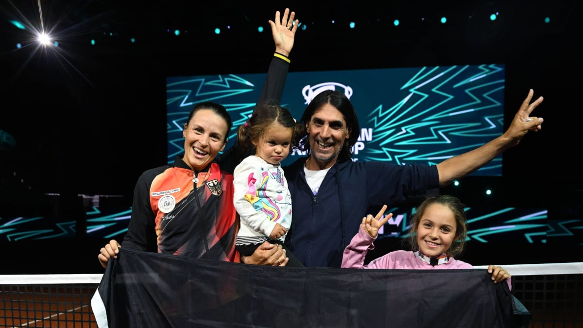 Zwischen Schulaufgabe und Match - Maria als Mutter erfolgreich - kicker