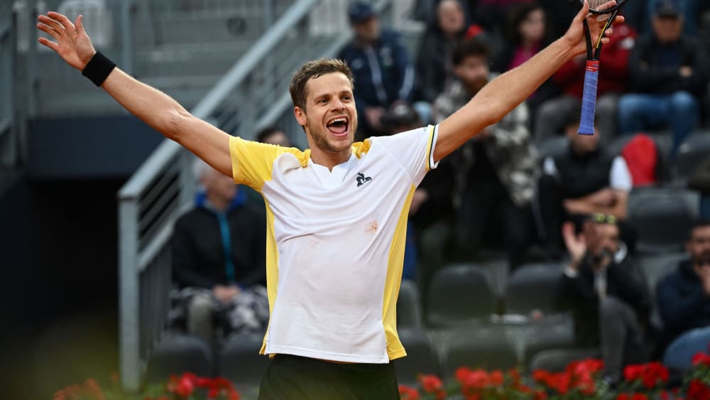 Sensation in Rom: Zauberer Hanfmann wirft auch Rublev raus! - kicker