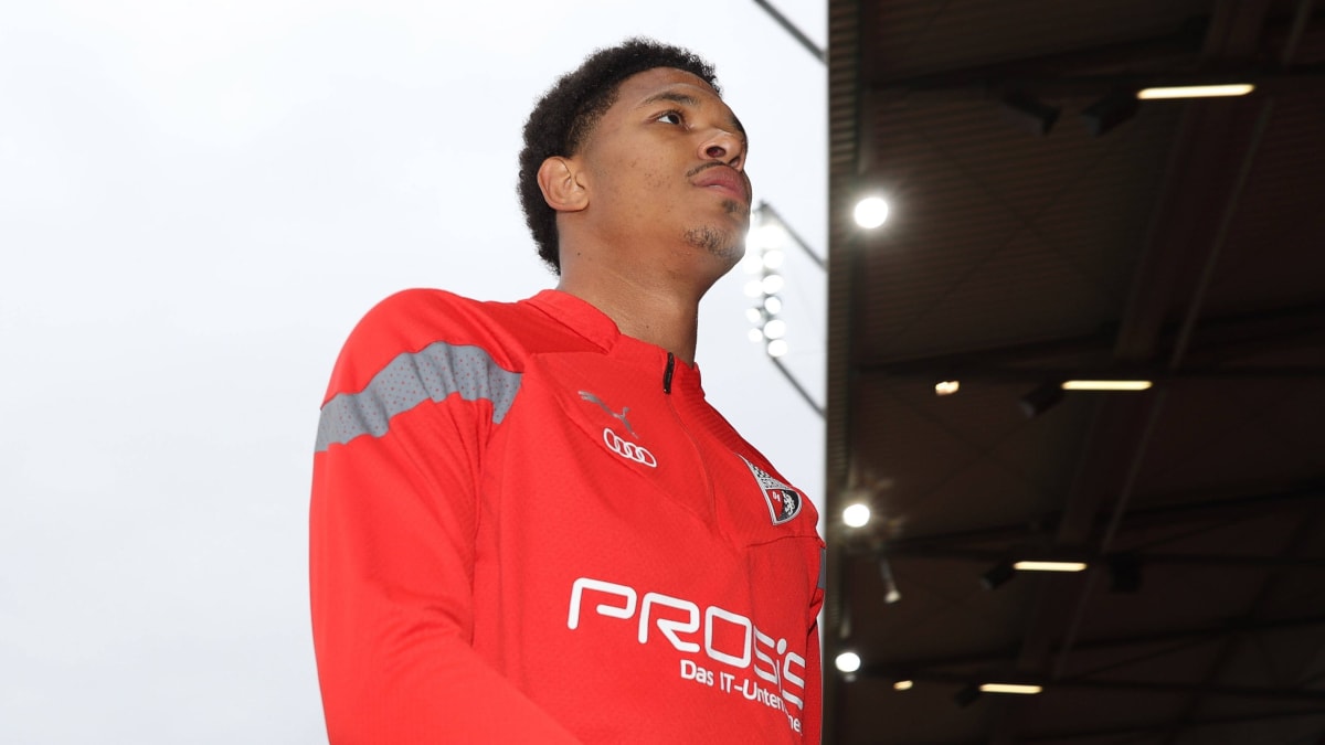 Justin Butler unterschreibt in Dortmund - kicker