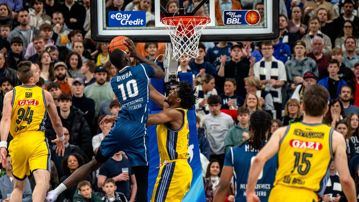 Basketball | Spiele - Tabellen - News - Live-Ticker - kicker