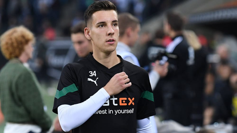 Conor Noß in Gladbach vor dem Absprung - kicker