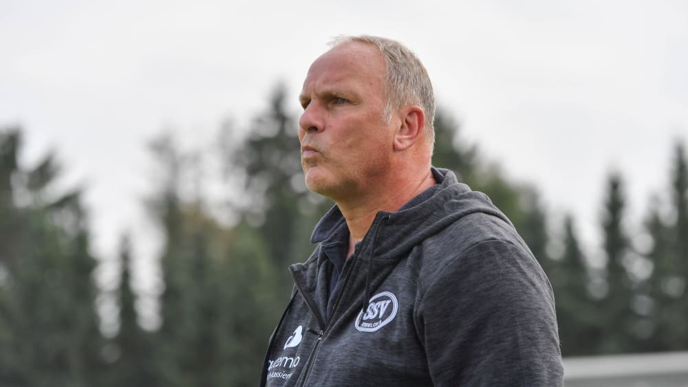 Ohne Trainer Oliver Reck: Jeddeloh II plant Neuanfang - kicker