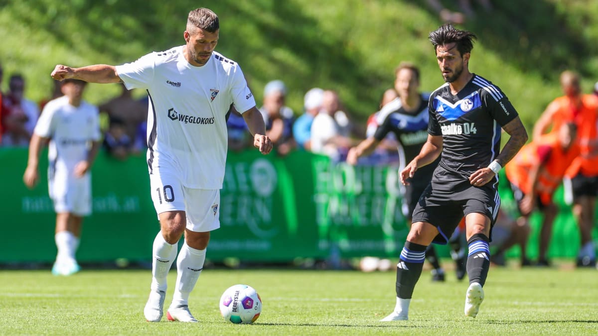 Podolski: "Schalke hat nichts in der 2. Liga zu suchen" - kicker