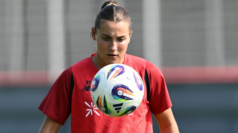 Neue Rolle? Bayer Leverkusens Plan mit Carlotta Wamser - kicker