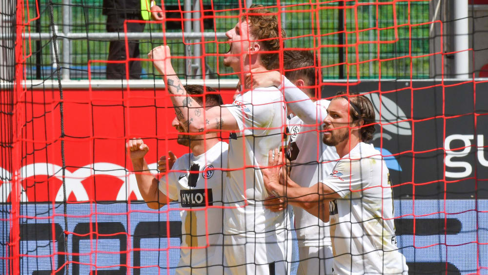 Woltemade sichert Elversberg in Ingolstadt die Meisterschaft - kicker