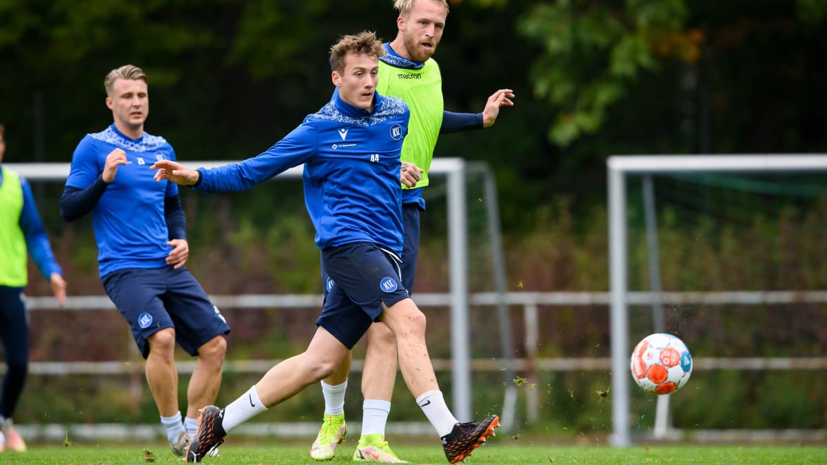 Unrath unterschreibt ersten Profivertrag in Würzburg - kicker