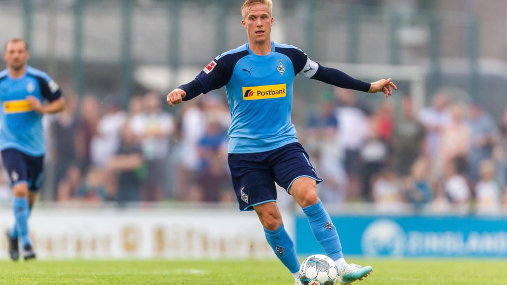 Der "ewige Oscar": Wendt links hinten noch konkurrenzlos | Bundesliga ...