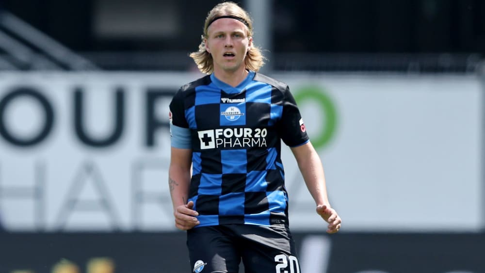 "Anerkannter Abwehrchef": Kapitän Götze verlängert in Paderborn - kicker