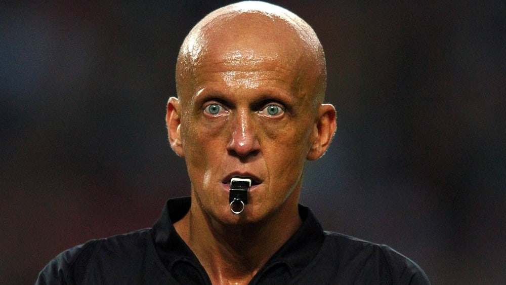 Zum 65. Geburtstag von Pierluigi Collina: Sein Weg zum Schiedsrichter ...