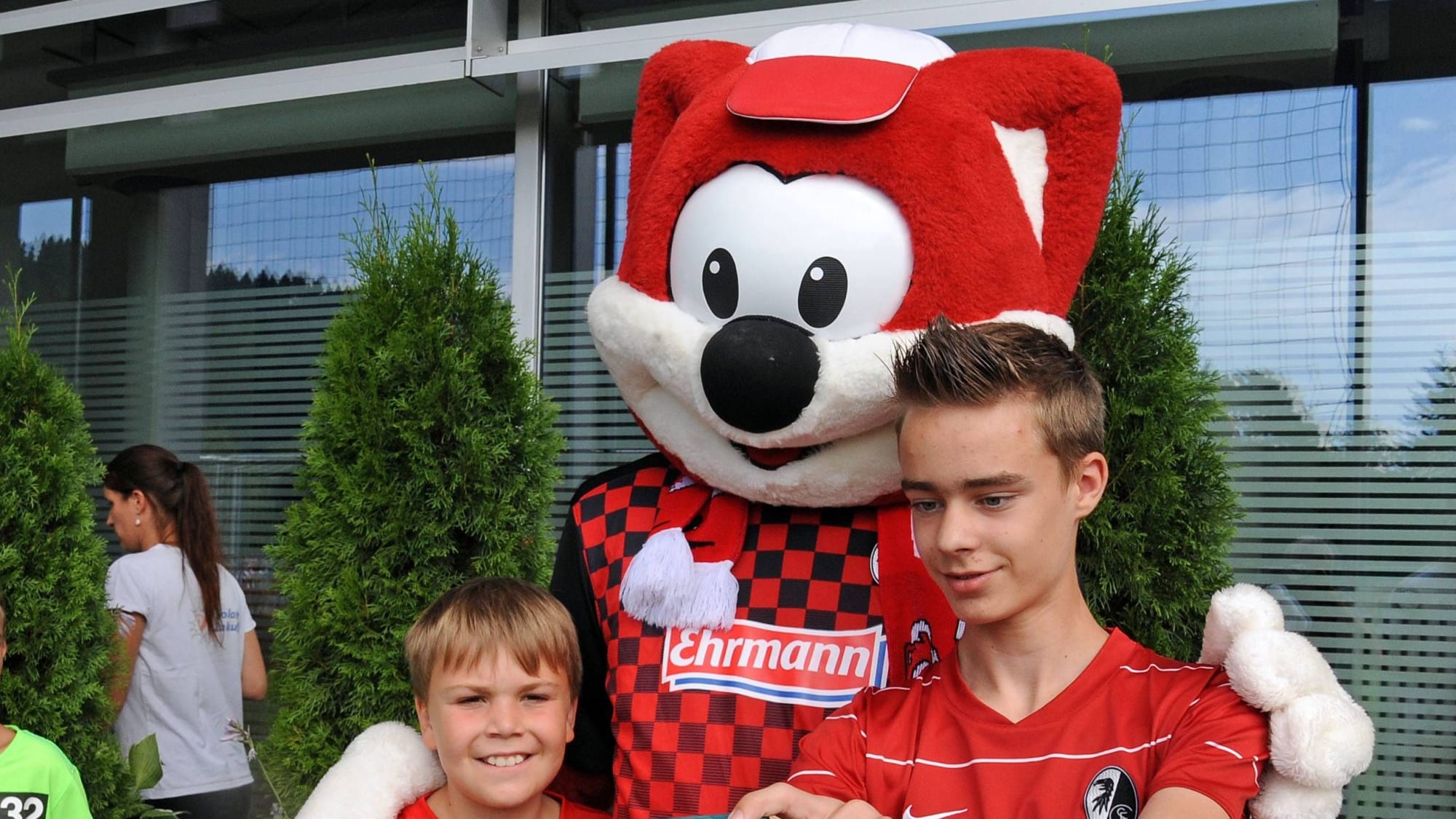 Die Maskottchen der Bundesligisten: Von Attila bis Hennes - kicker