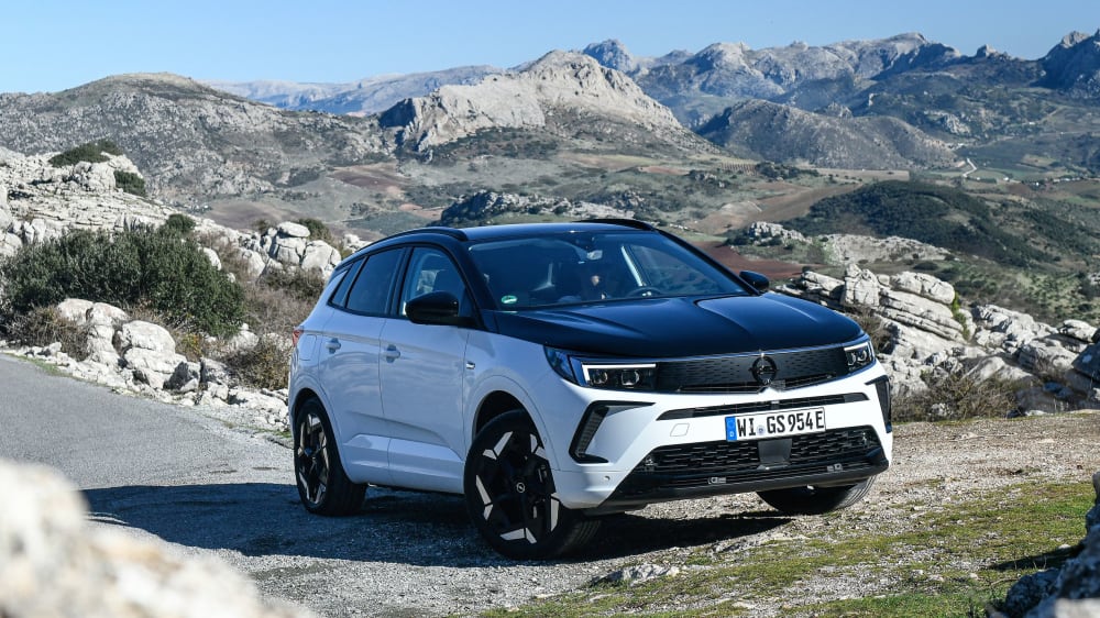 2023 Opel Grandland Gse Revealed With Nearly 300 Hp And Awd
