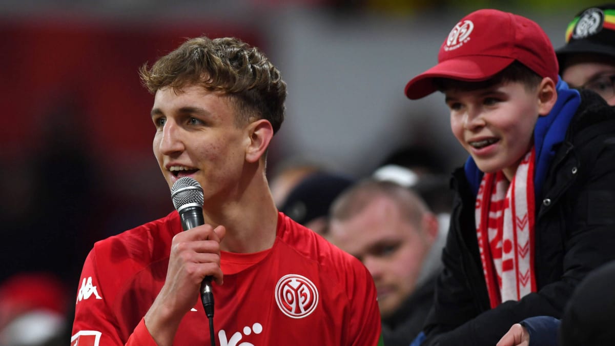 Mainzer Ausnahmetalent Weiper winkt eine große Zukunft - kicker