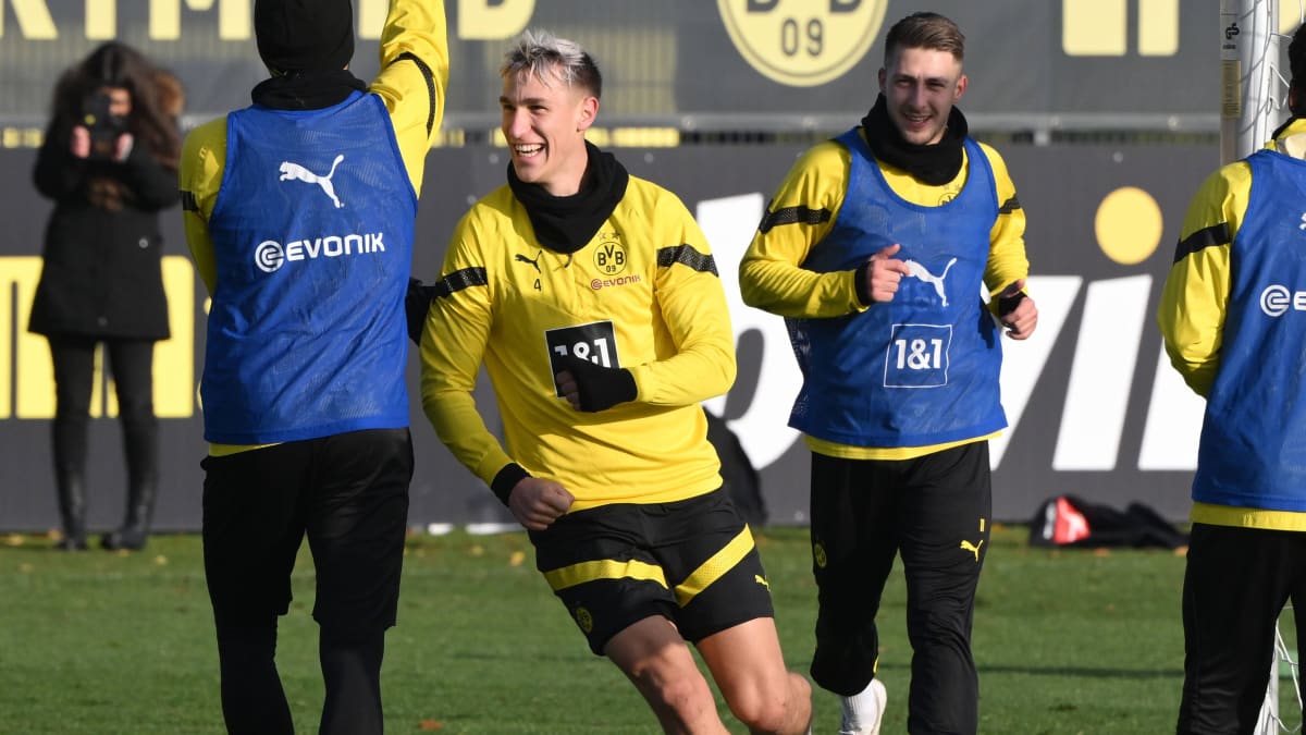 BVB mit Gymnastik und Dauer-Feuer - Hummels und Reus fehlen noch - kicker