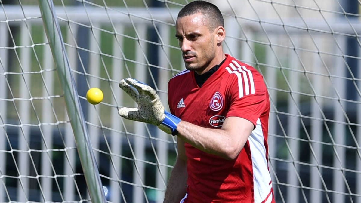 Raphael Wolf bleibt bis 2023 bei Fortuna Düsseldorf - kicker