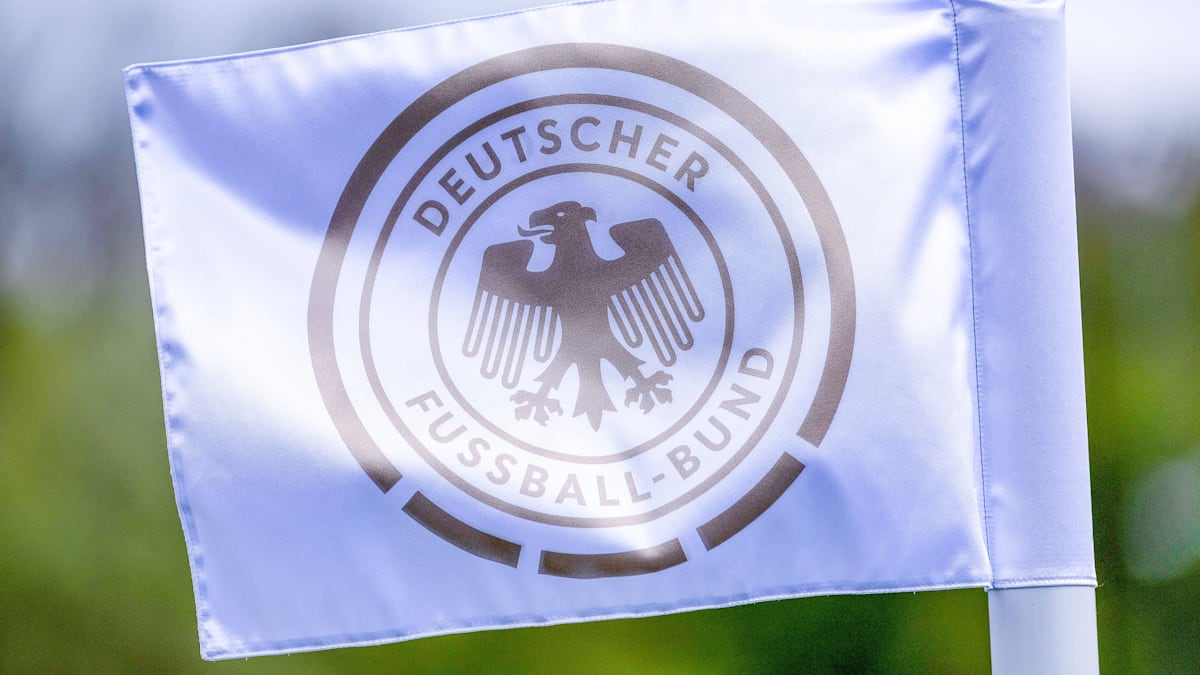 DFB baut Zusammenarbeit mit Sky und der Targobank aus - kicker