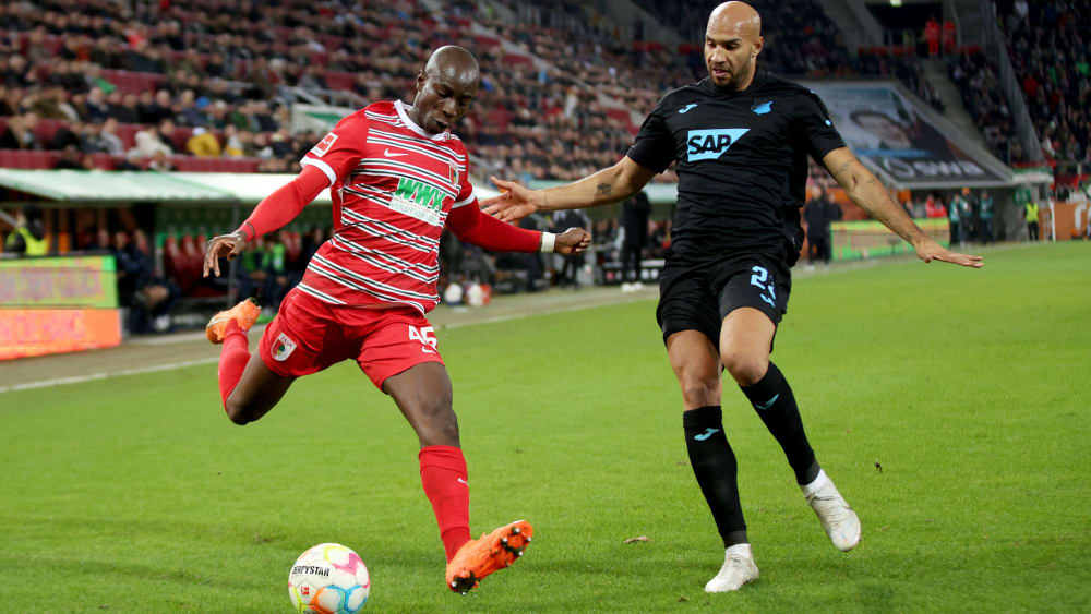 Augsburgs Yeboah: Ordentliches Debüt, aber harte Konkurrenz - kicker