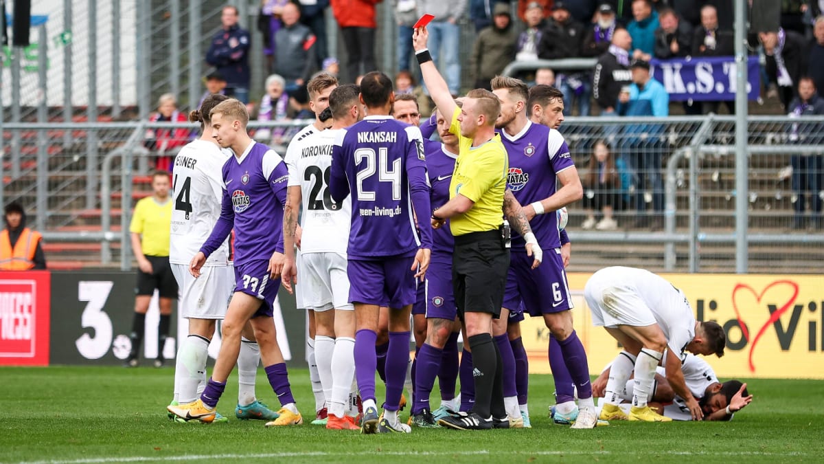 Erzgebirge Aue - Männel über Platzverweis: "Viel Schienbein" - kicker