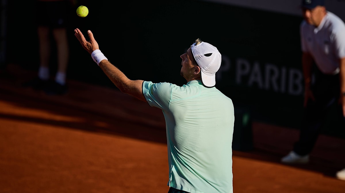 Zweitrunden-Aus in Paris: Struff unterliegt Qualifikant Faria - kicker