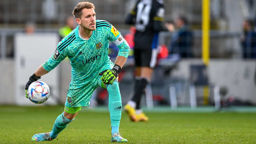 Dreimal 1,5, zwei Wiesbadener und zwei Kölner: Die kicker-Elf des 15 ...