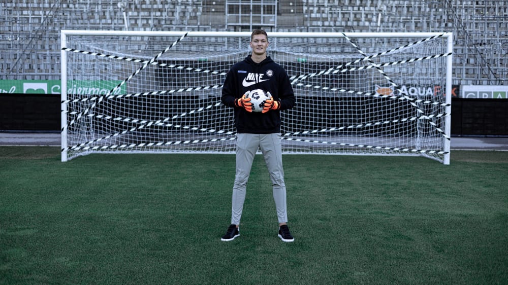 Kjell Scherpen und die größten Riesen des Fußballs - kicker