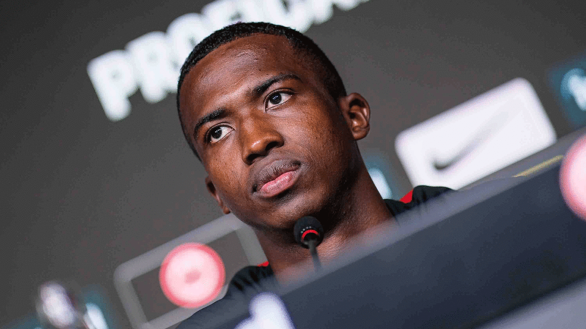 Eintracht Frankfurt: Pacho will von "Phänomen" Hasebe lernen - kicker