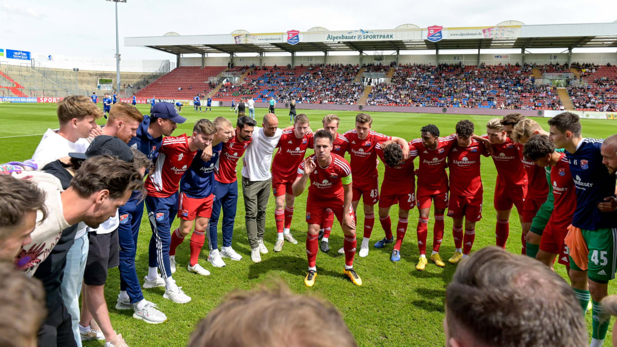 BFV meldet die SpVgg Unterhaching für die Aufstiegsspiele - kicker