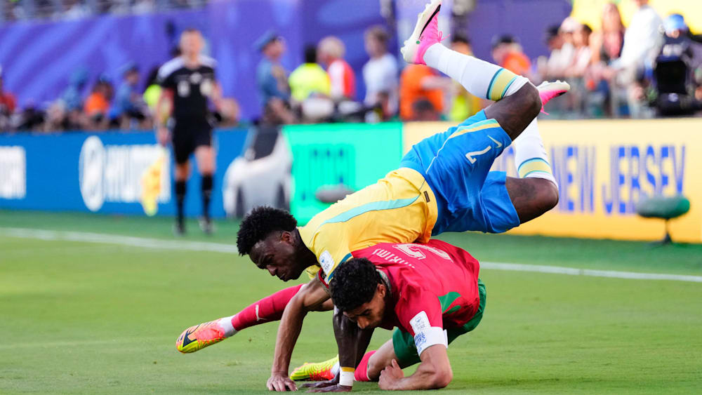 Mit Video: Intensives Duell: Brasilien und Marokko teilen die Punkte ...