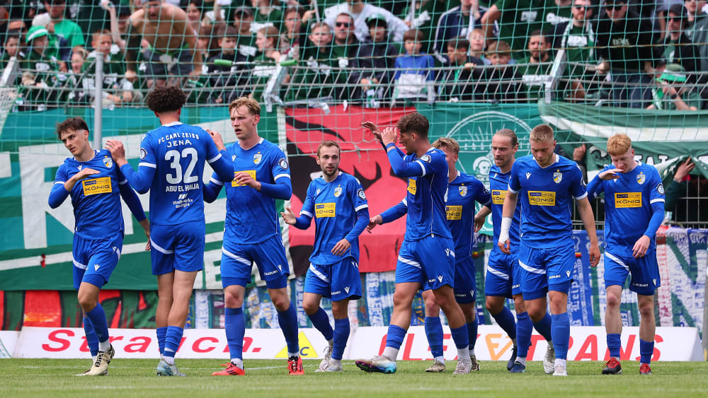 Carl Zeiss Jena feiert erfolgreichen Abschluss bei Chemie Leipzig - kicker
