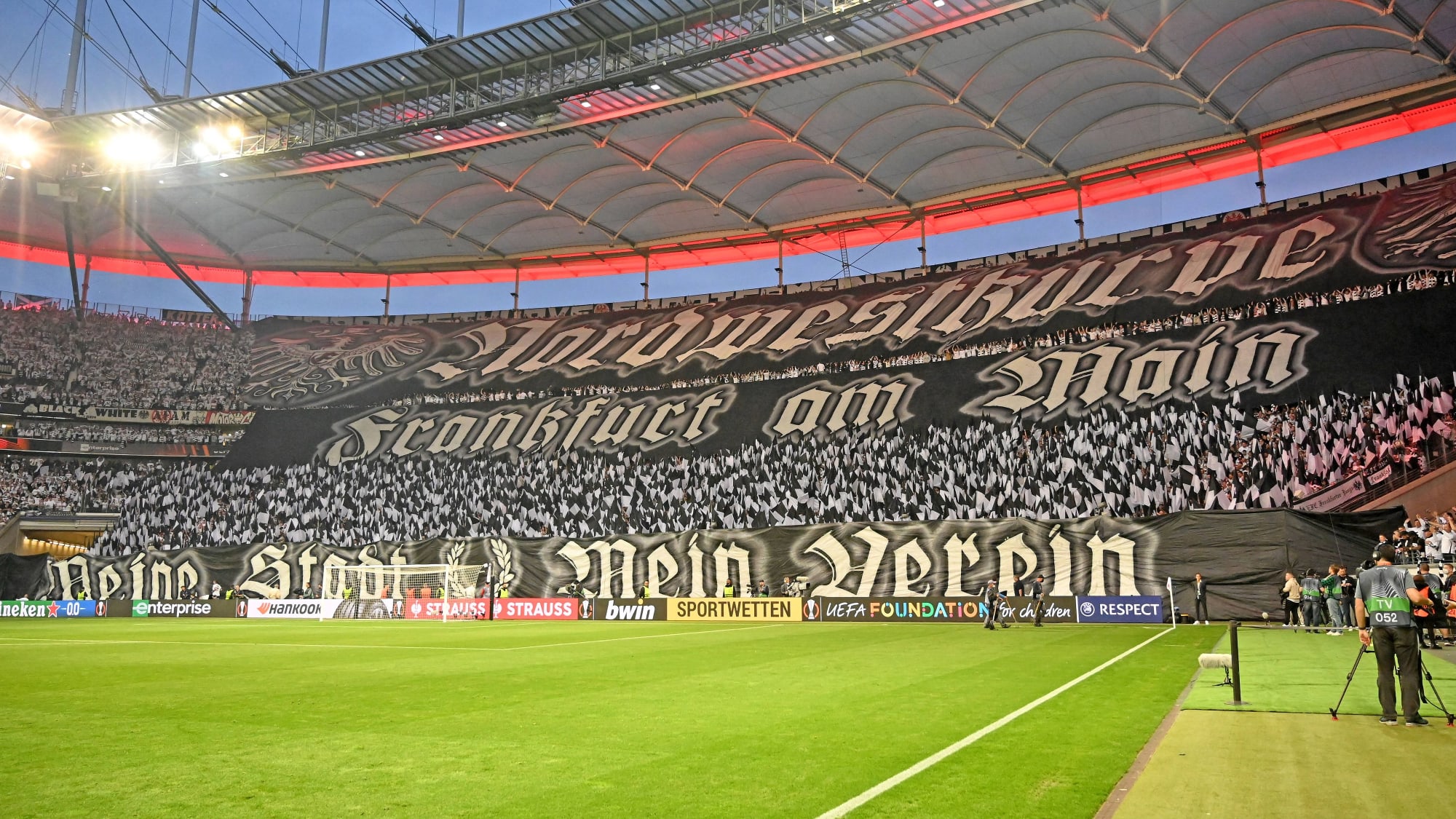 Kunstwerke in der Kurve: Die Choreos des Jahres 2022 - kicker